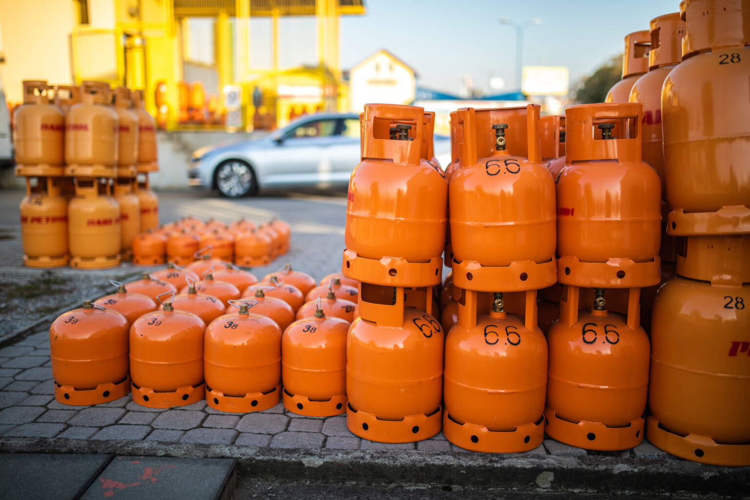 Bottle Gases | Our Full Range of Bottle Gas Products | Adams Gas